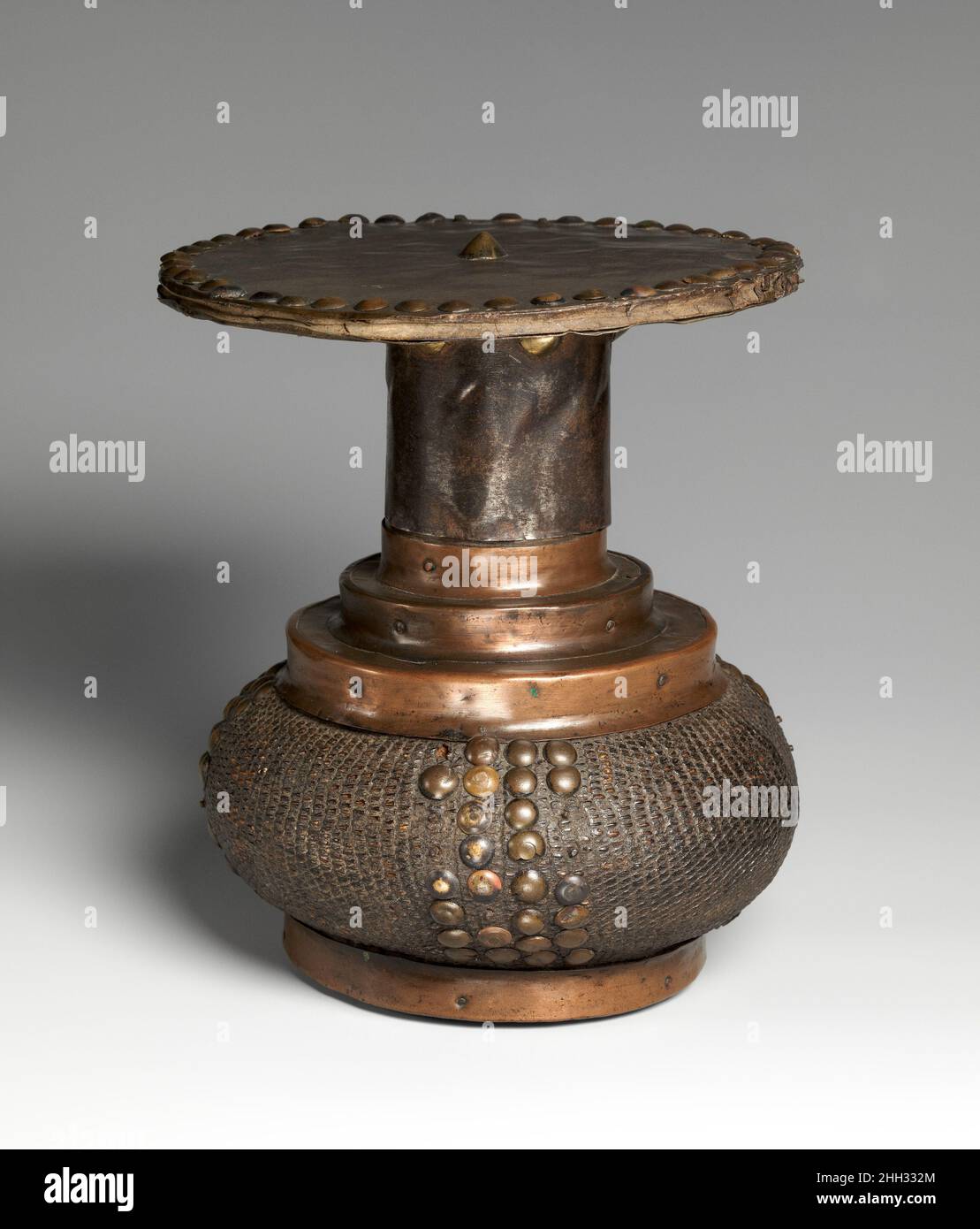 Hammered brass hi-res stock photography and images - Alamy