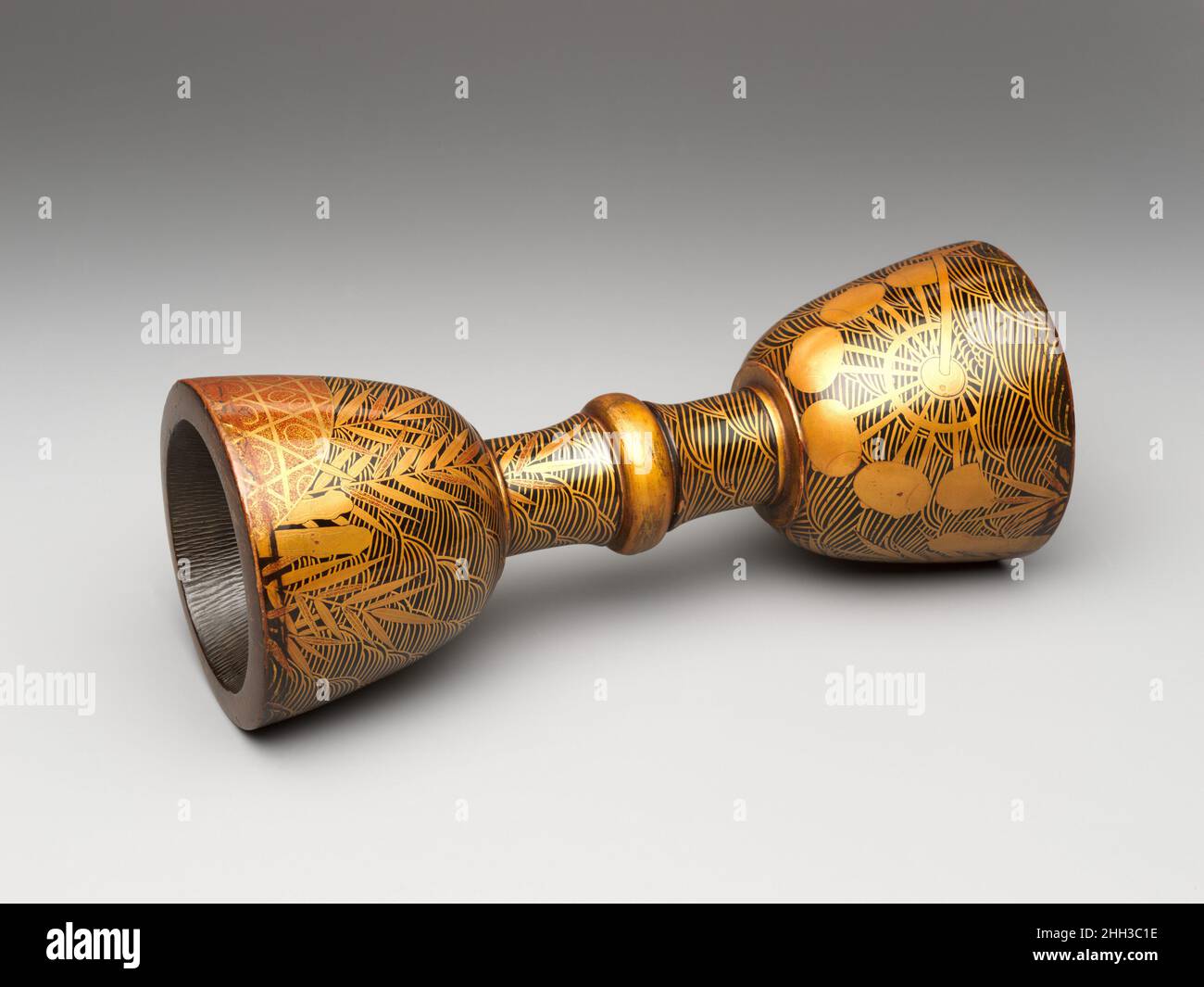 Large drum body with decoration of willow and waterwheel 17th century ...