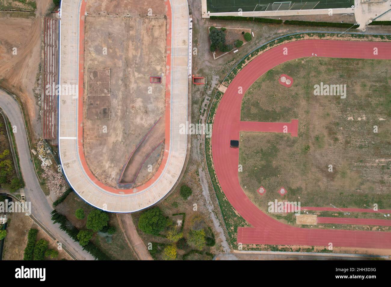Running track top view hi-res stock photography and images - Alamy