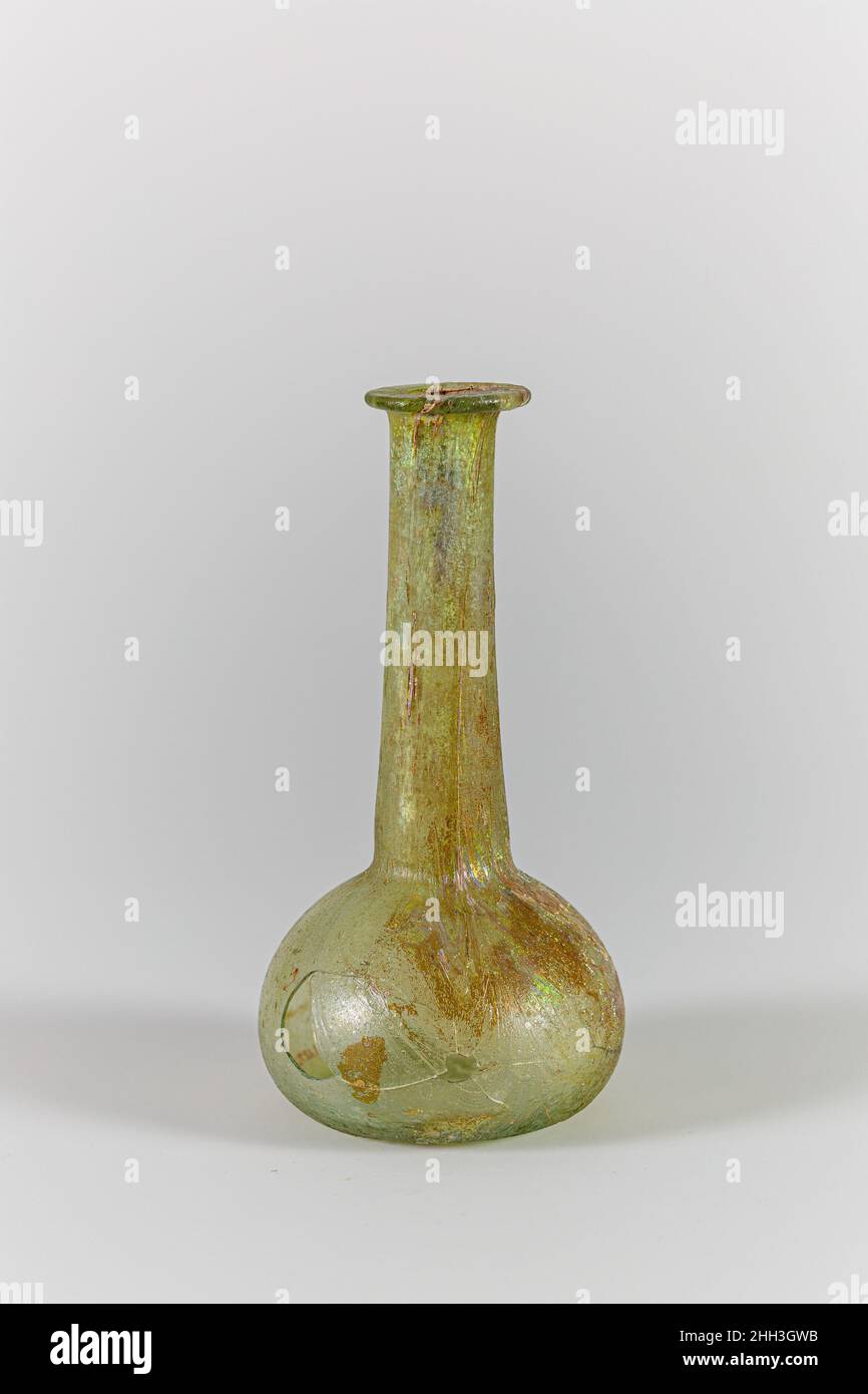 Bell shaped bottle hi-res stock photography and images - Alamy