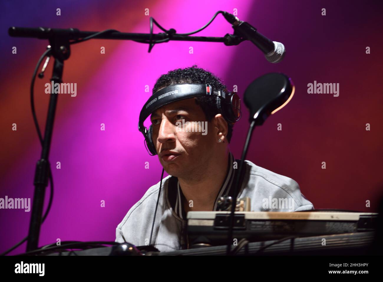 Kid capri hi-res stock photography and images - Alamy