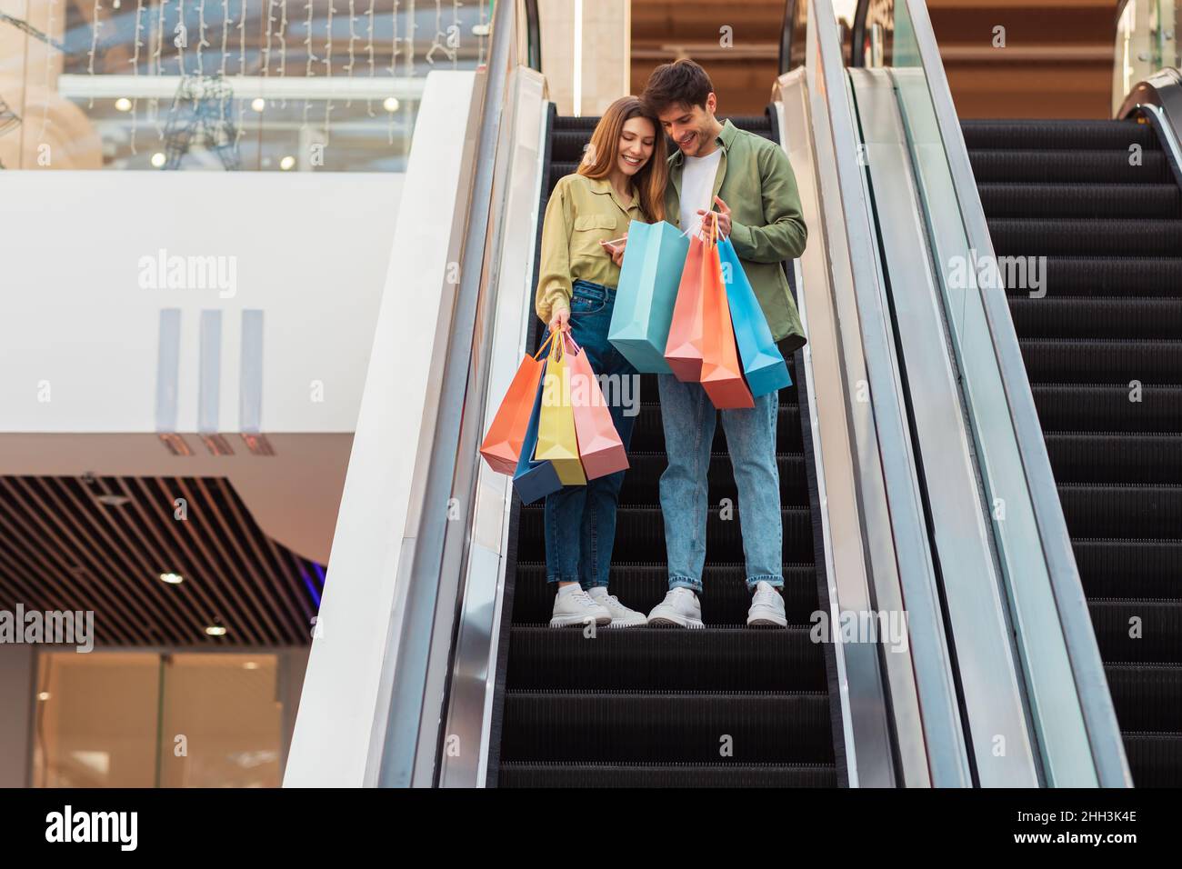 Stairs in mall hi-res stock photography and images - Alamy