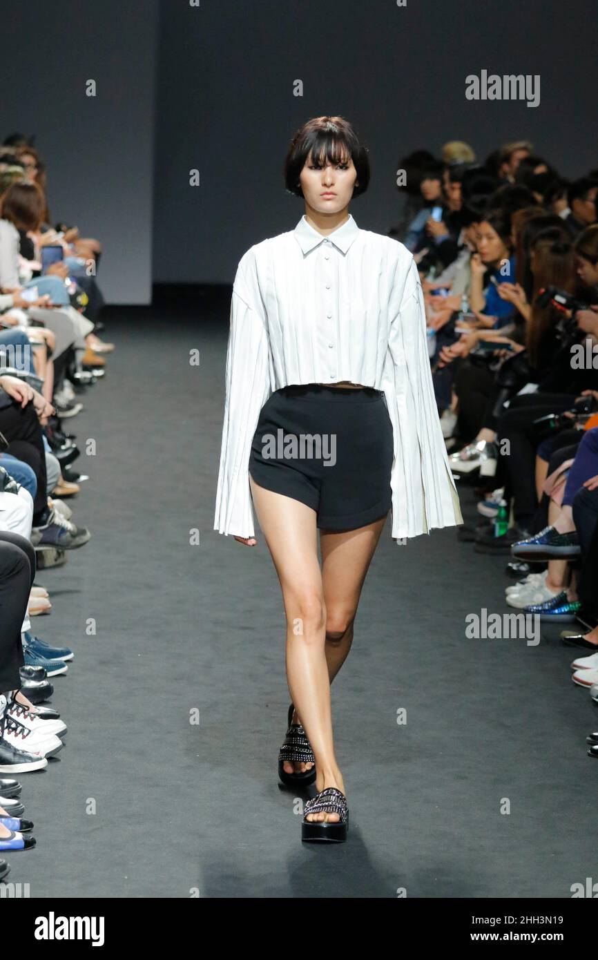 Model cat walk on the runway during an Seoul Fashion Week KAAL E.SUKTAE ...