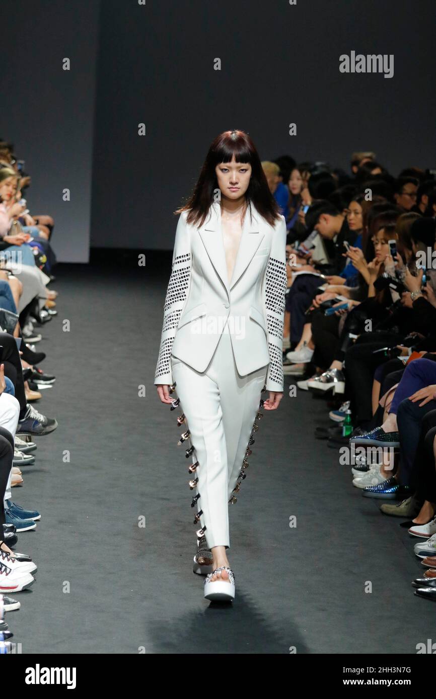 Model cat walk on the runway during an Seoul Fashion Week KAAL E.SUKTAE ...