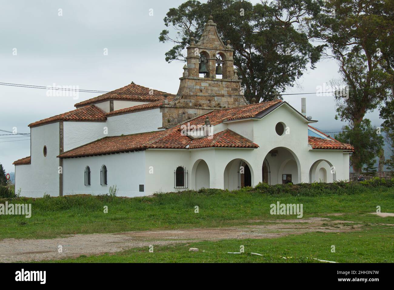 Church Parroquia de Santa María de Tona in the village La Isla in ...