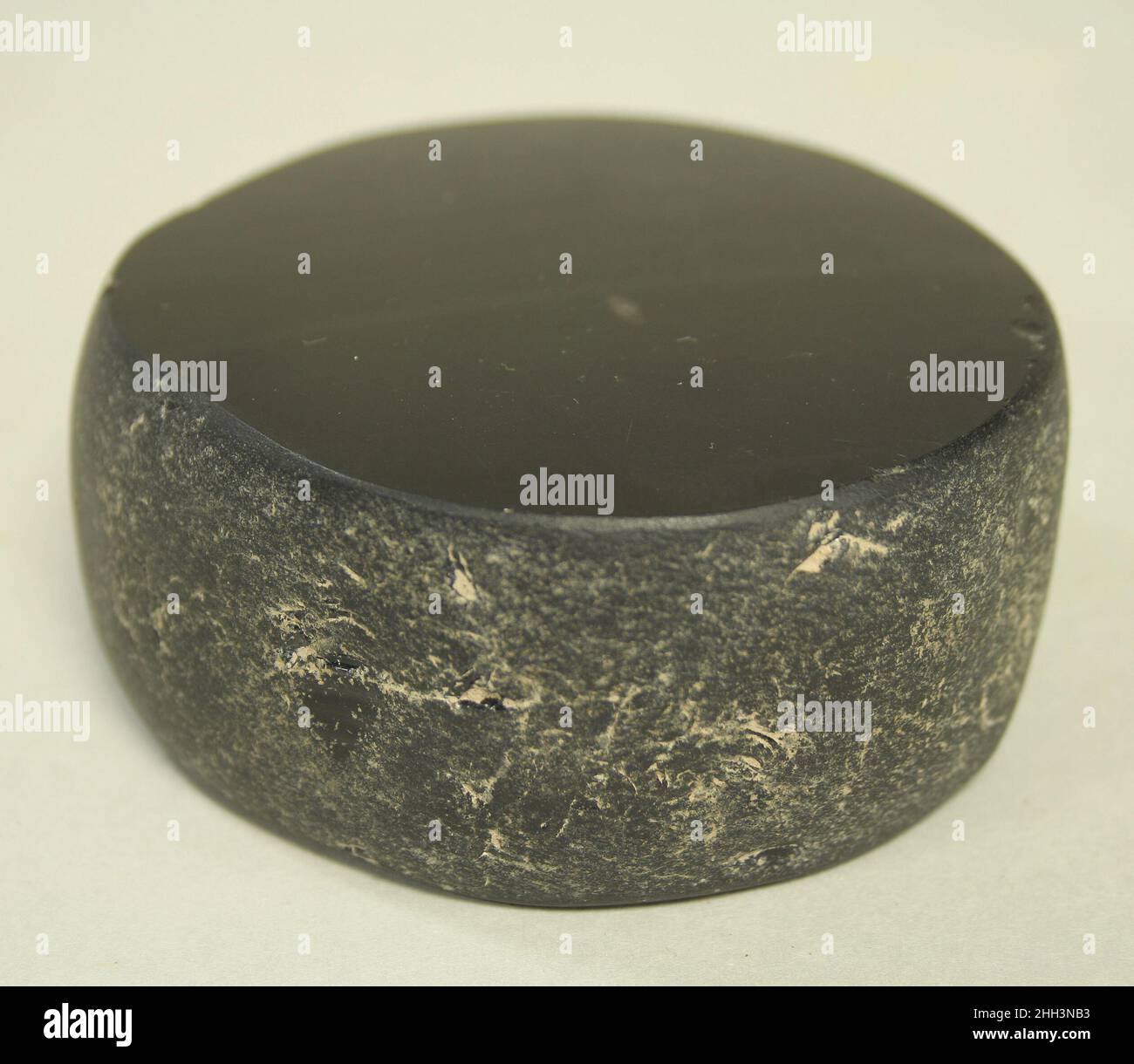 Obsidian Mirror before 15th century Ecuador. Obsidian Mirror. Ecuador ...