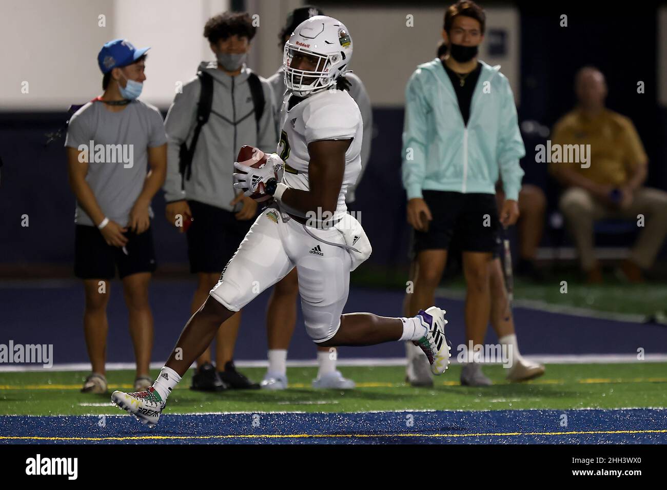 January 22, 2022 - Team Makai linebacker Jaishawn Barham #2 (St ...