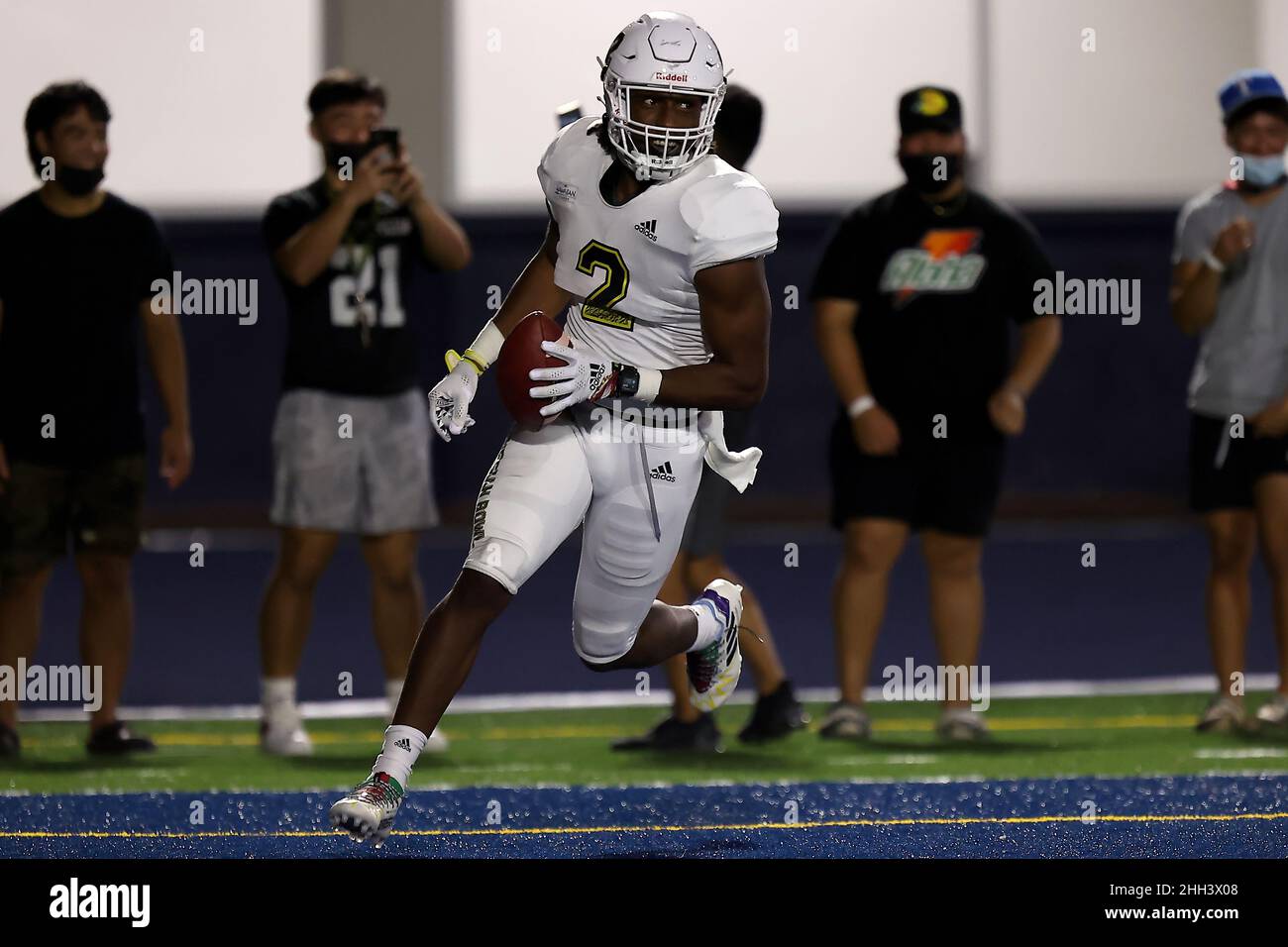 January 22, 2022 - Team Makai linebacker Jaishawn Barham #2 (St ...