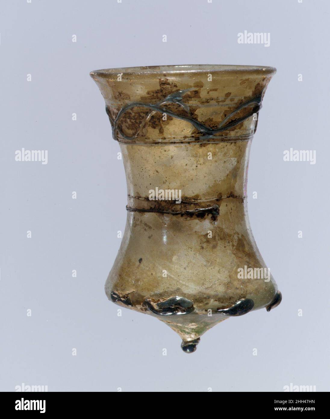 Bell Beaker 5th century Frankish. Bell Beaker 468979 Stock Photo - Alamy
