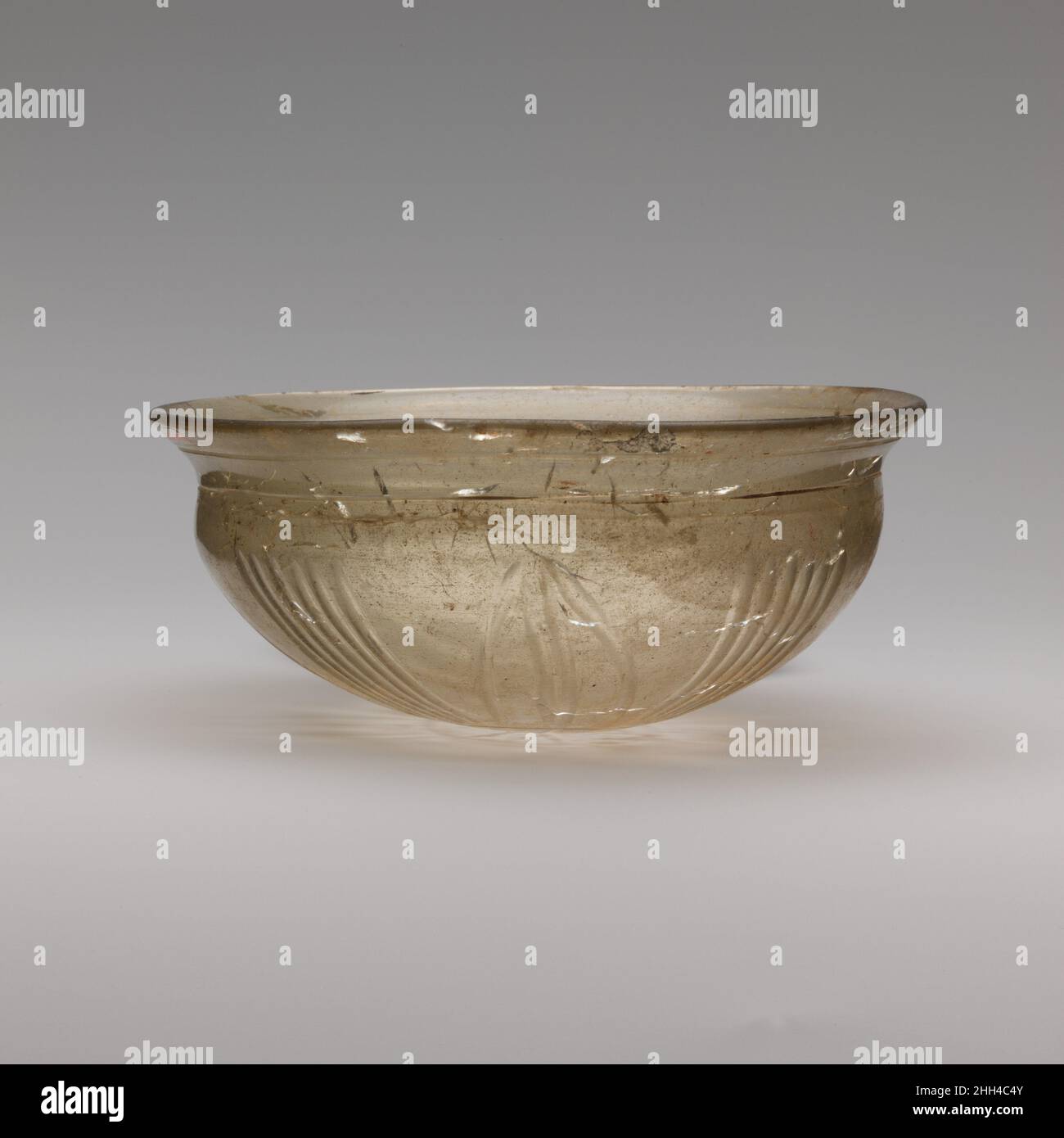 Glass phiale hi-res stock photography and images - Alamy