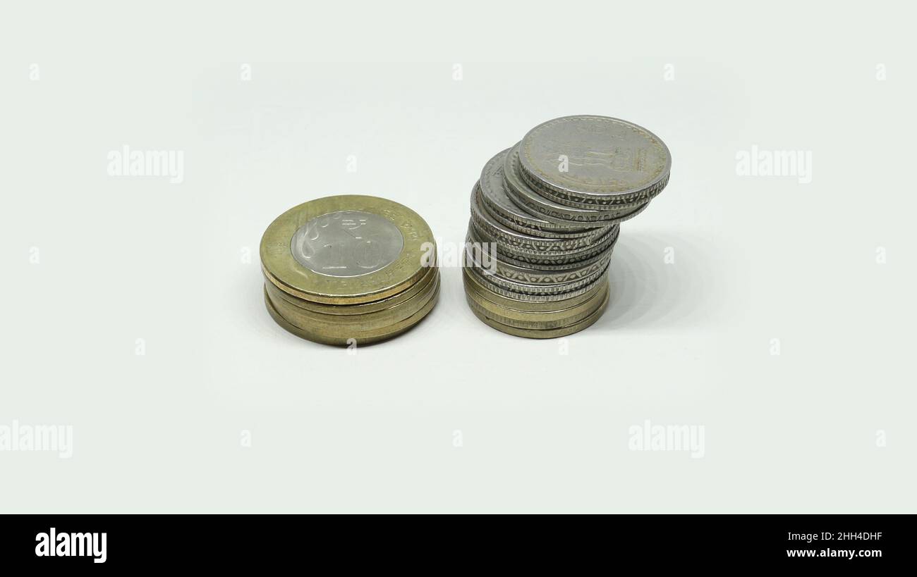 Indian rupee gold coin stack hi-res stock photography and images - Alamy