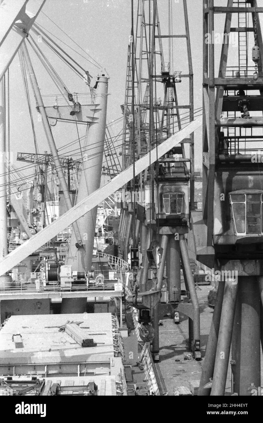 M/V Ibn Rushd of United Arab Shipping Company (UASC) alongside at ...