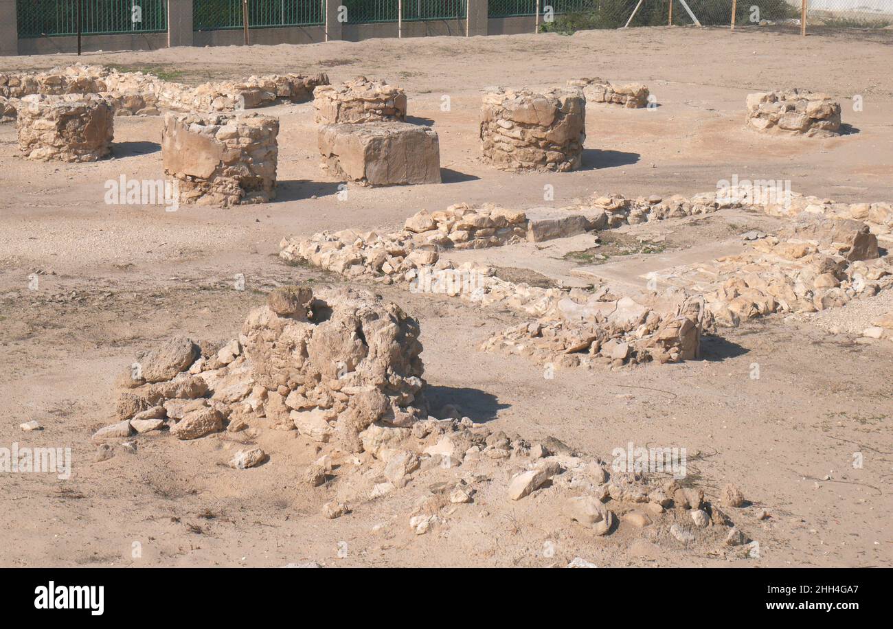 Dilmun Era Diraz Temple site, Diraz, Kingdom of Bahrain Stock Photo - Alamy