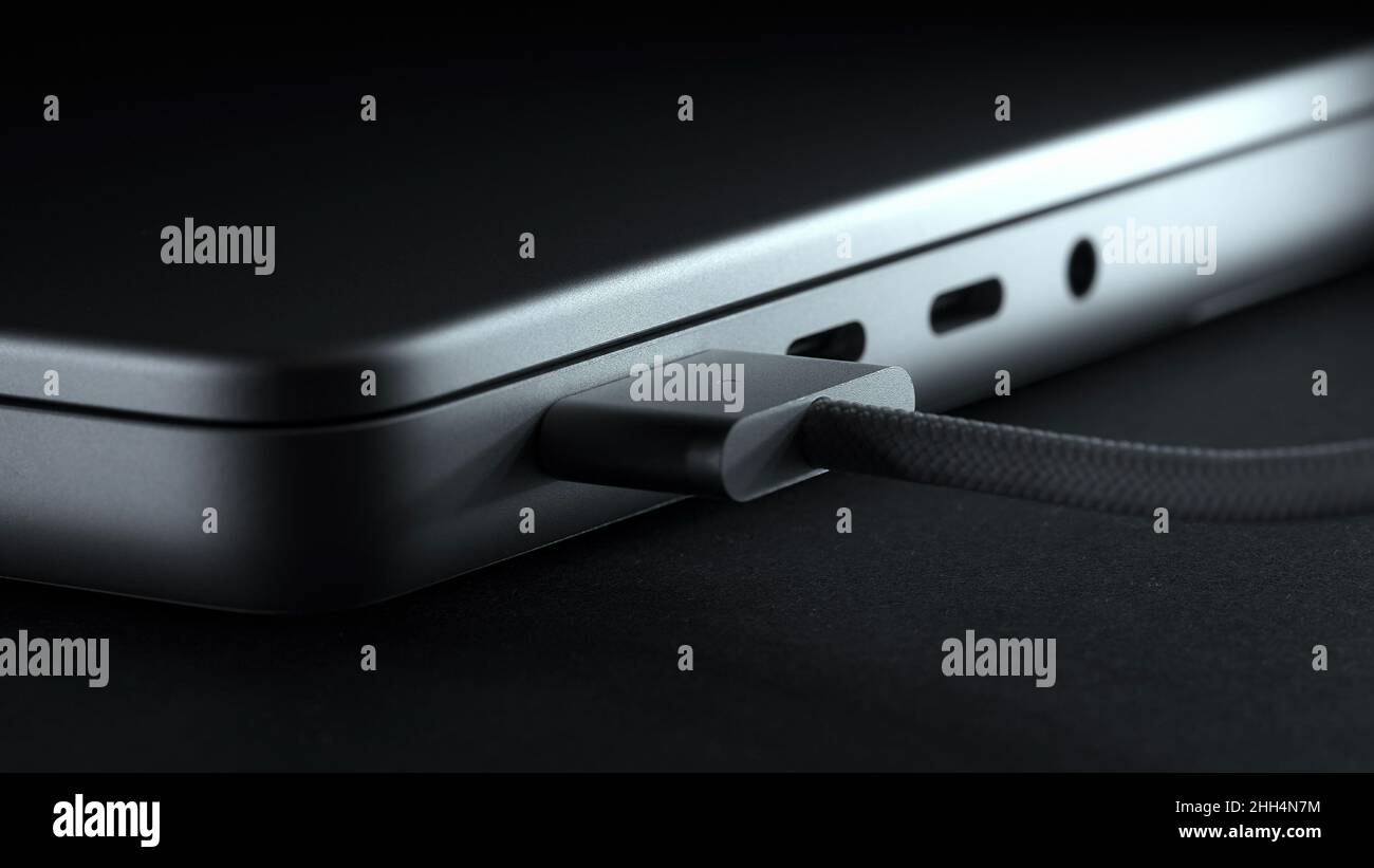 Magsafe 3 hi-res stock photography and images - Alamy