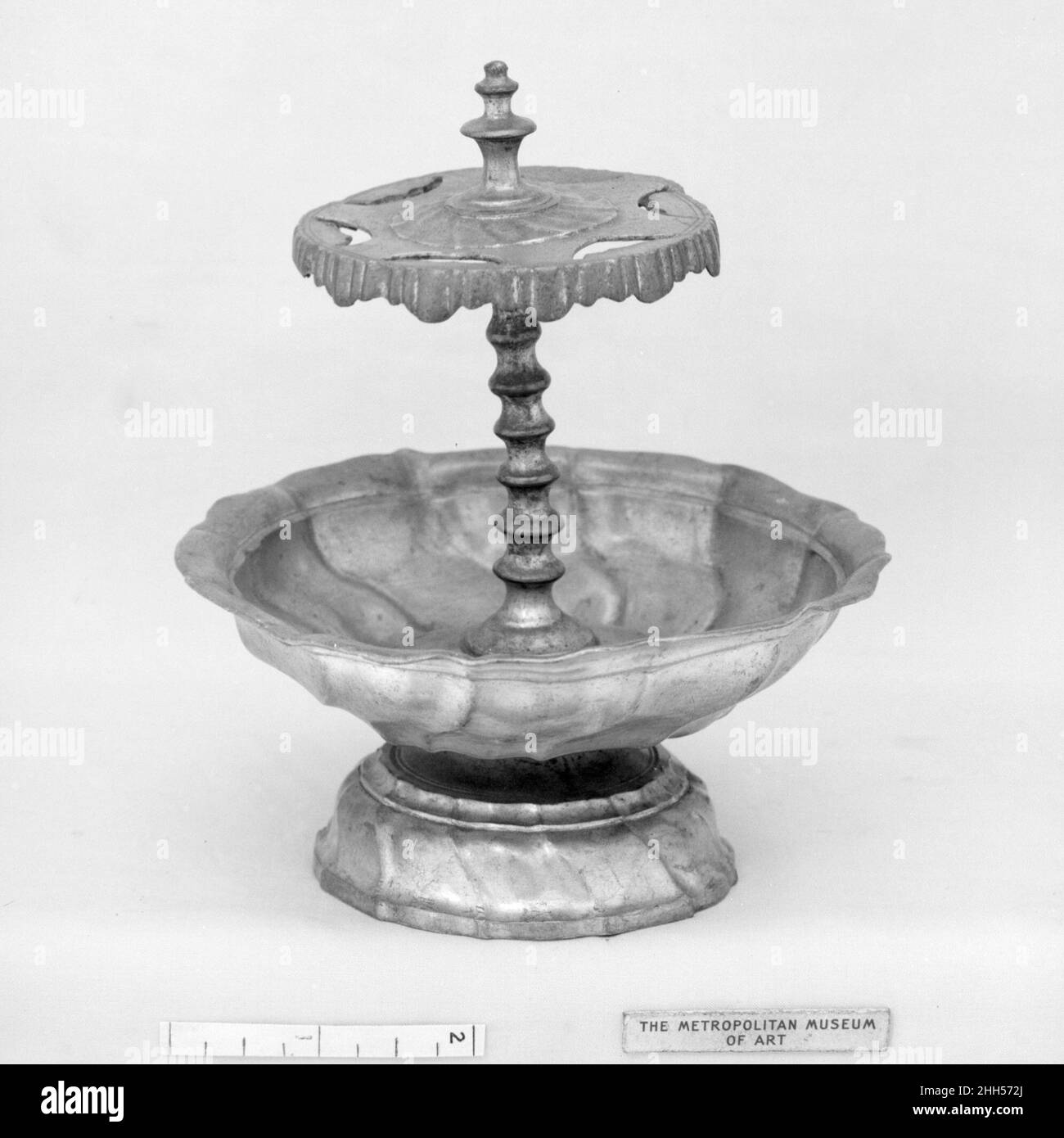 H 12 12 4 cm Black and White Stock Photos & Images - Alamy