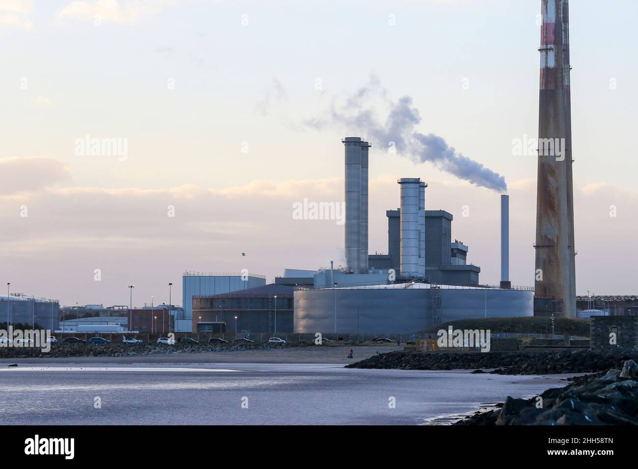 Poolbeg electricity generating station in Dublin bay, smoke blows into ...
