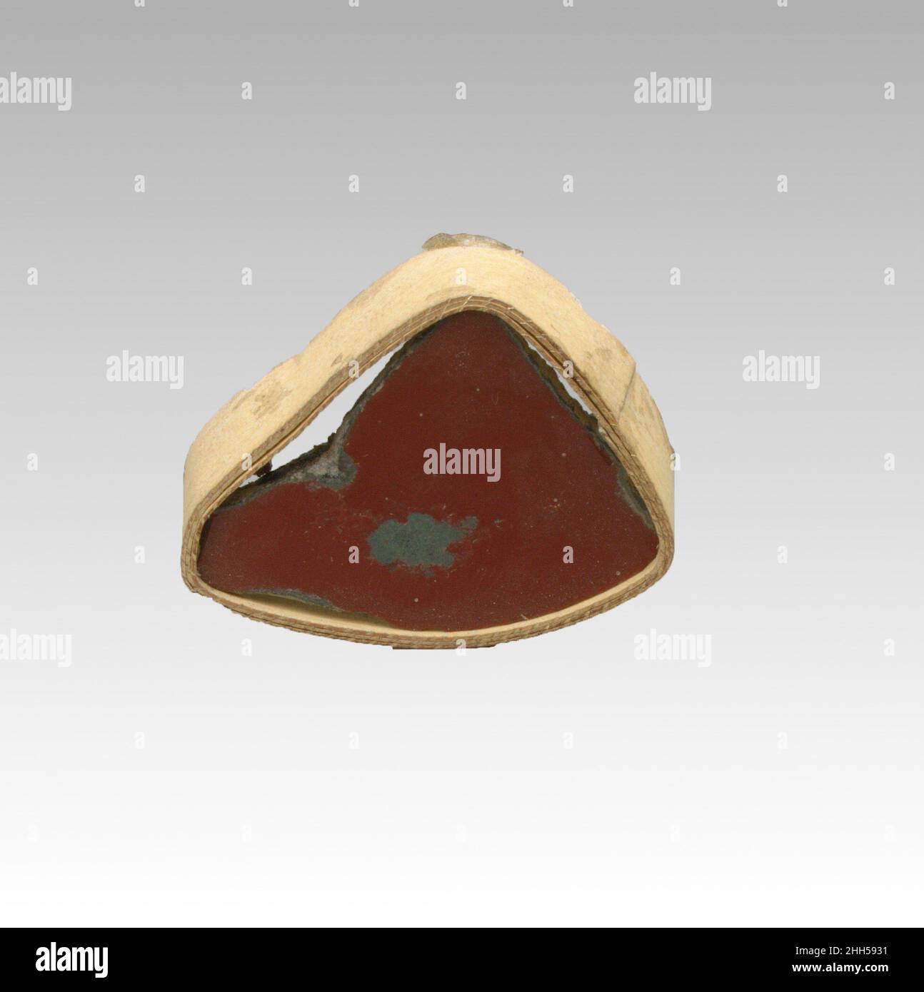 Slants outward hi-res stock photography and images - Alamy