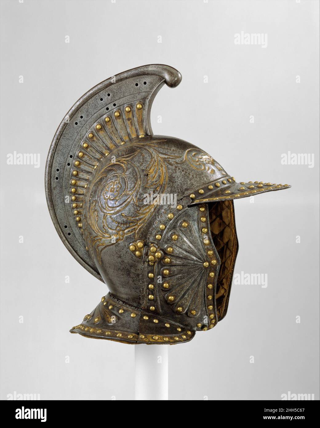 Parade Helmet à l'Antique ca. 1630 French, probably Paris A reflection ...