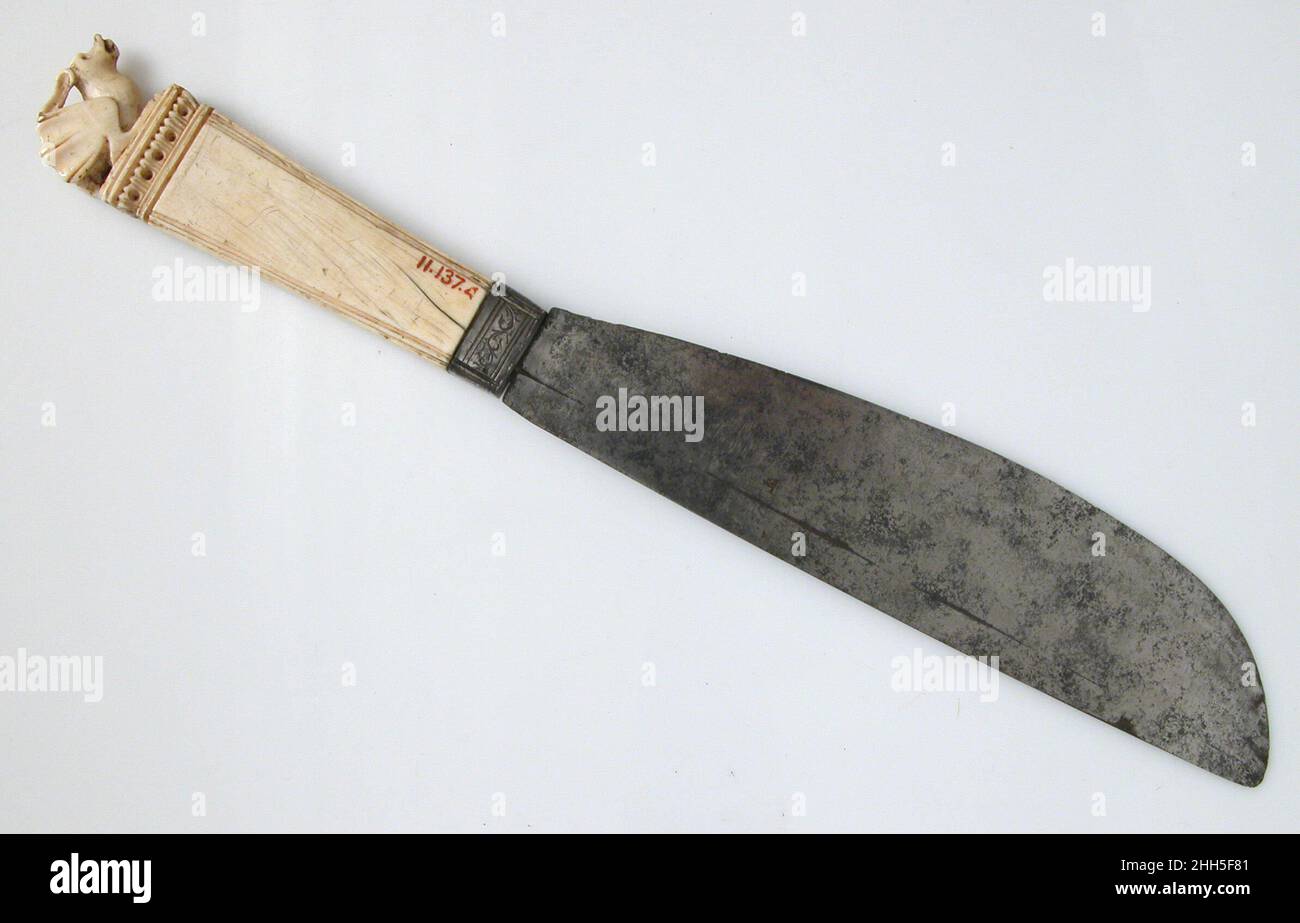 Steel Knife with Ivory Handle 14th century Italian. Steel Knife with ...