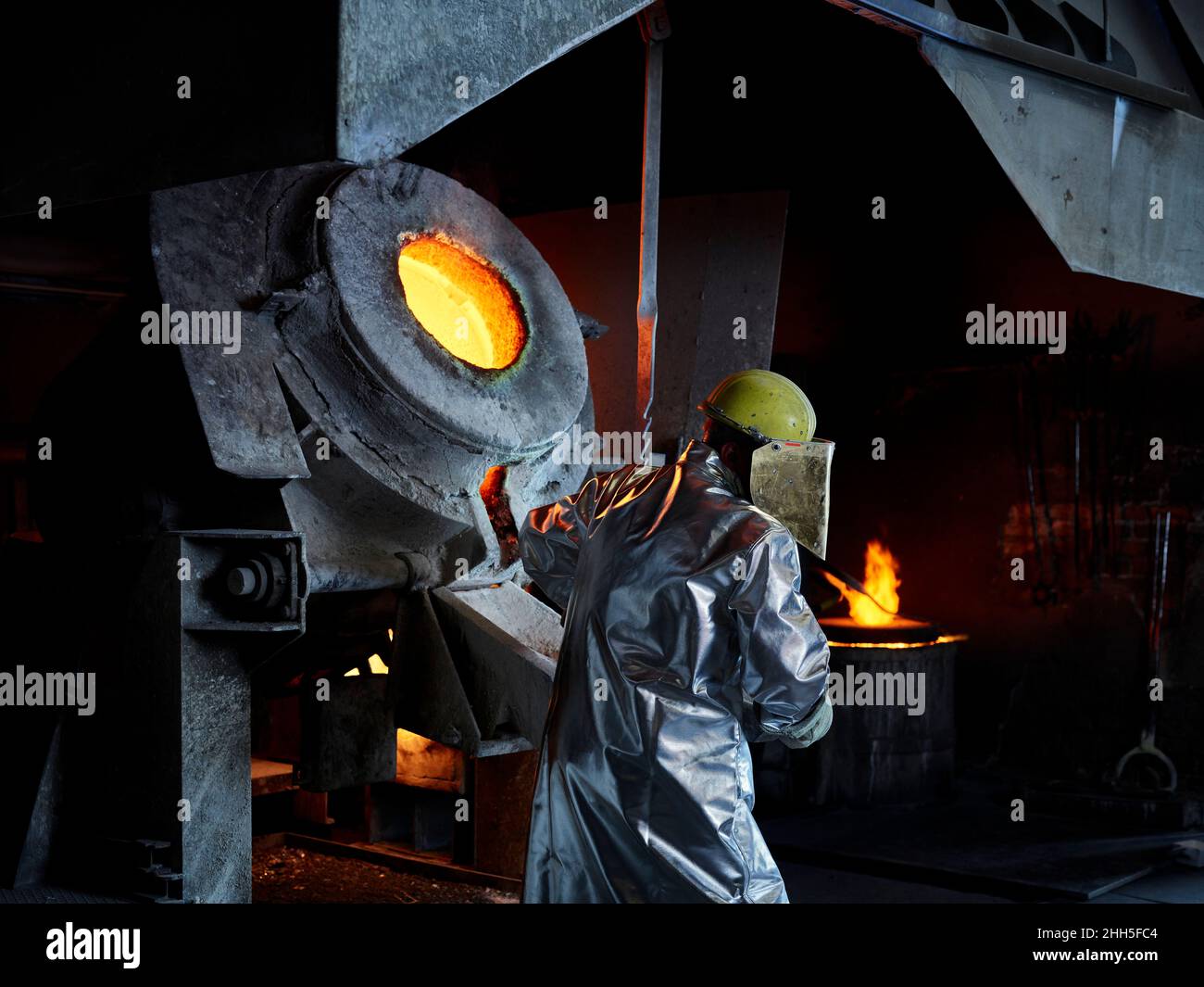 Steelmaking hi-res stock photography and images - Alamy