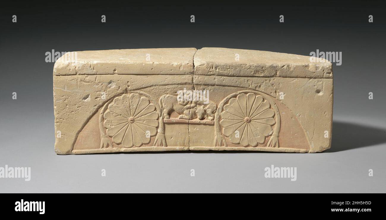 The royal tombs of tamassos hi-res stock photography and images - Alamy