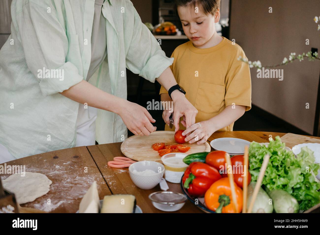 Boy cutting his hand hi-res stock photography and images - Alamy