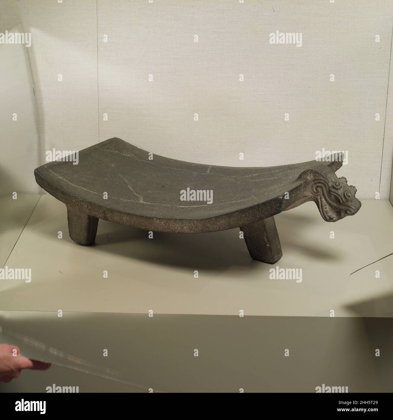 Ceremonial Metate 10th–11th century Honduras; Maya (?) Metates as large ...