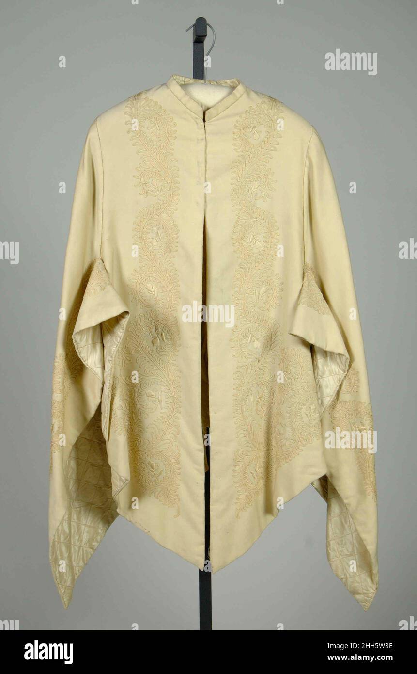 Dolman front hi-res stock photography and images - Alamy