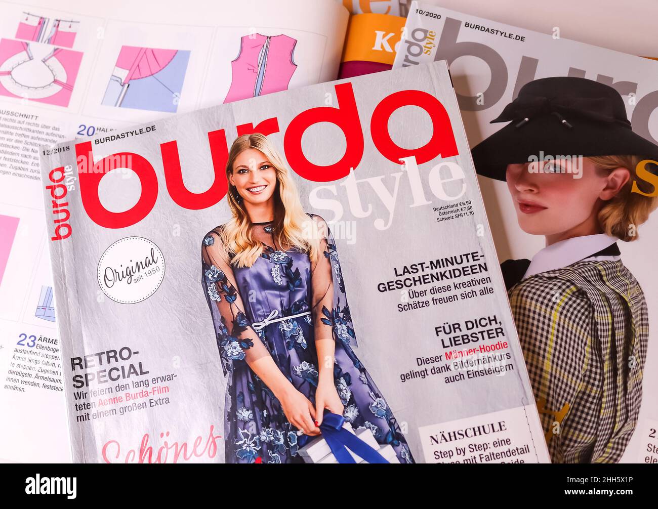 A stack of Burda magazines for handicrafts and current fashion trends ...