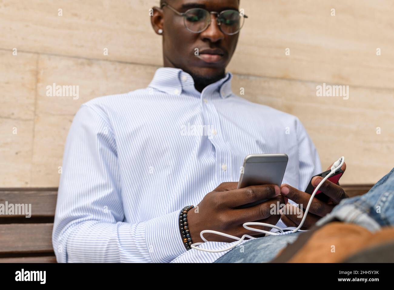 Smart connected hi-res stock photography and images - Alamy