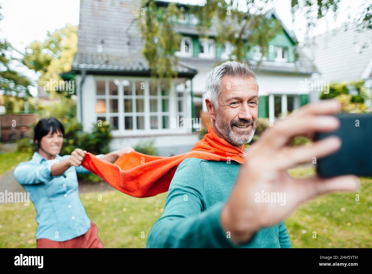 Man woman scarf on hi-res stock photography and images - Alamy