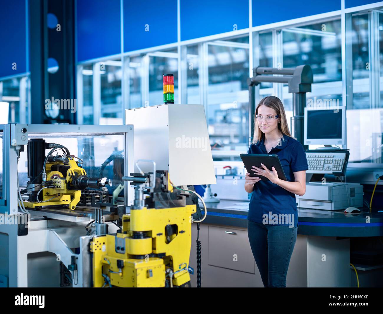 Bending machine hi-res stock photography and images - Alamy