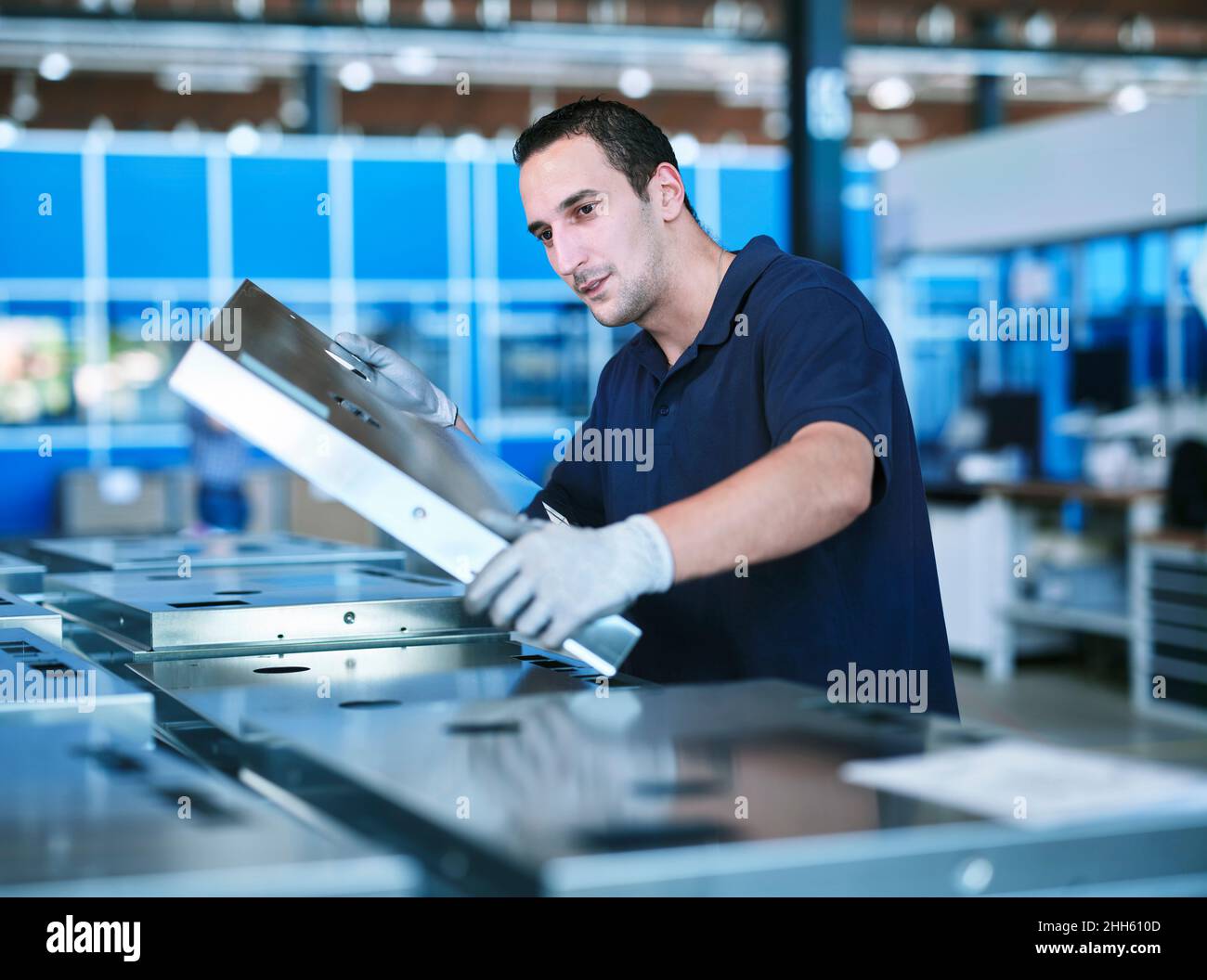 Metal collar hi-res stock photography and images - Alamy