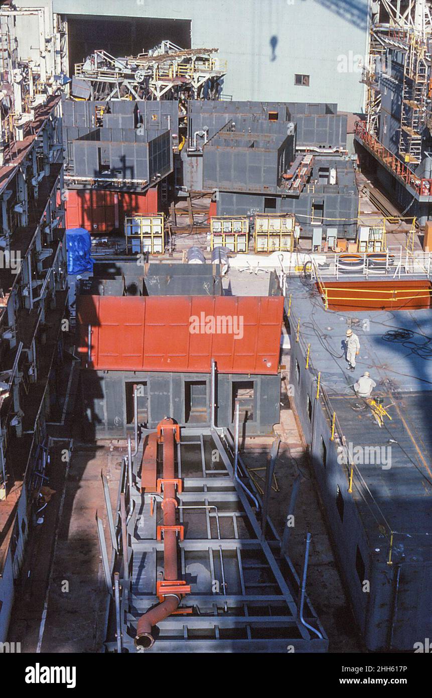 Ship construction in Aioi shipyard, Japan, April 1978 Stock Photo - Alamy