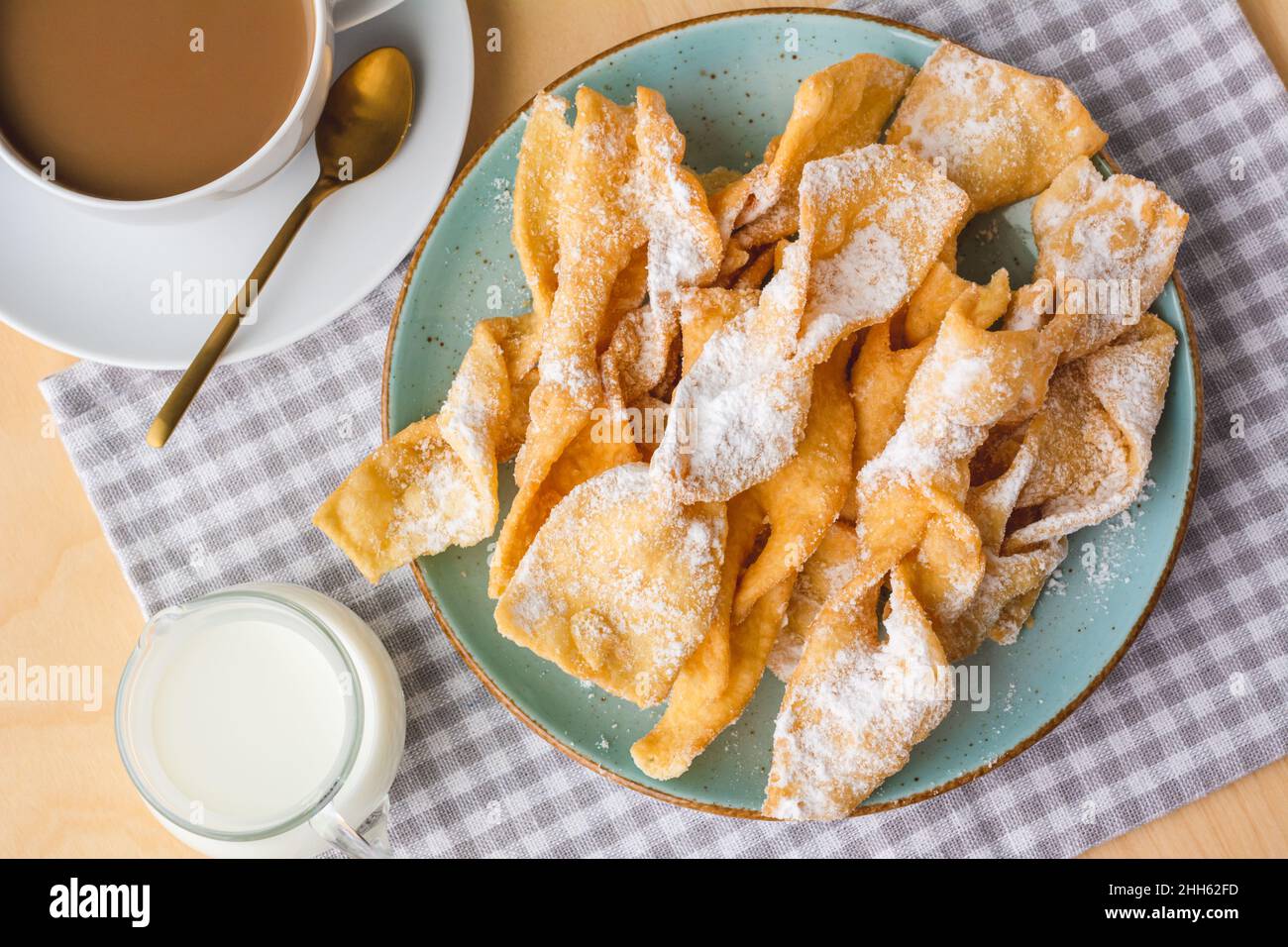 Faworki, Chrusty, Angel Wings, traditional Polish crispy pastry twists ...