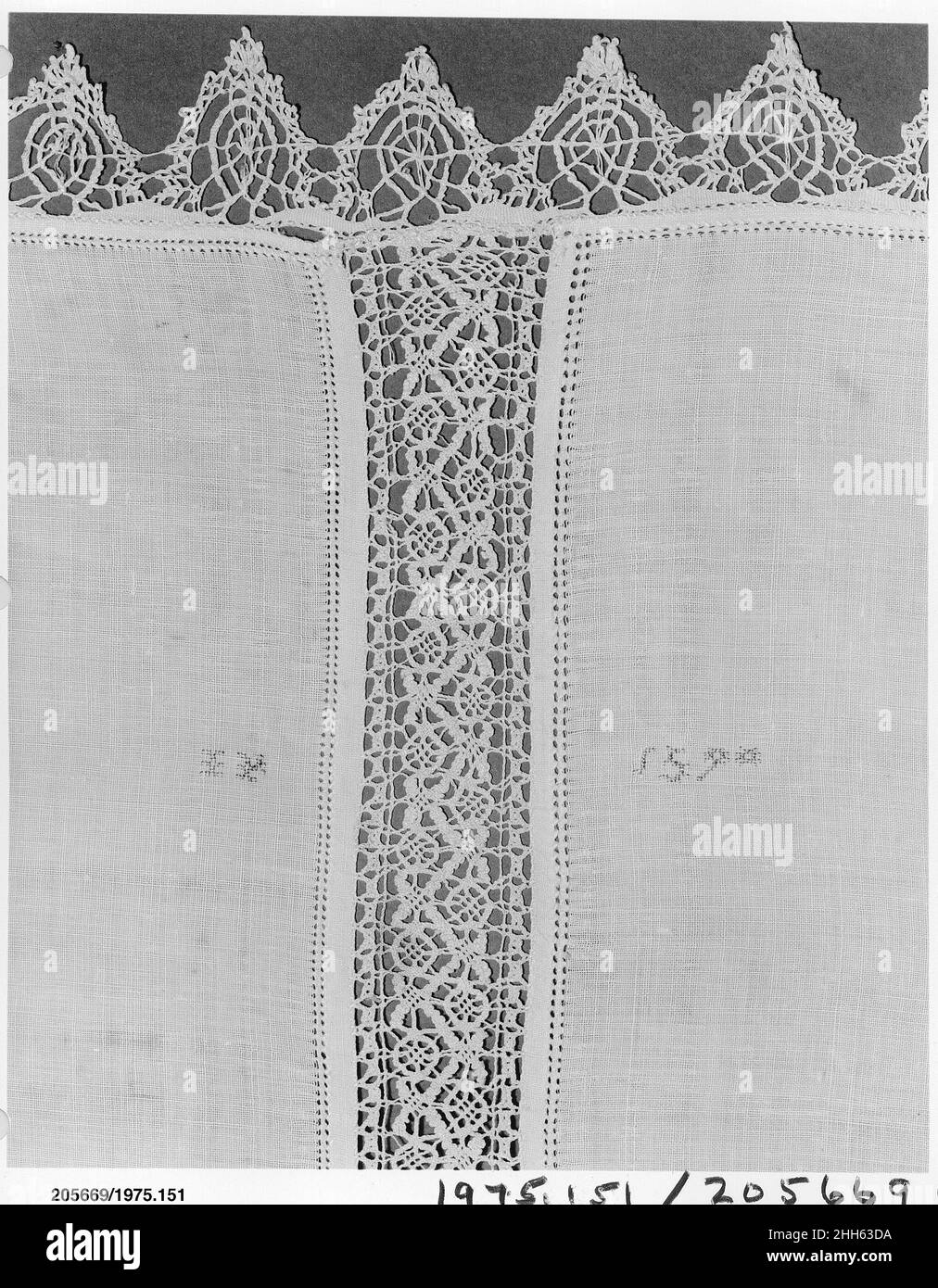 Tablecloth linen Black and White Stock Photos & Images - Alamy