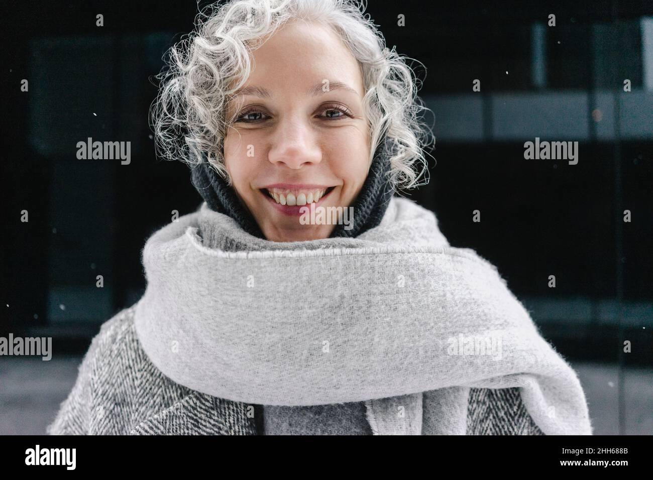 Gray scarf hi-res stock photography and images - Alamy