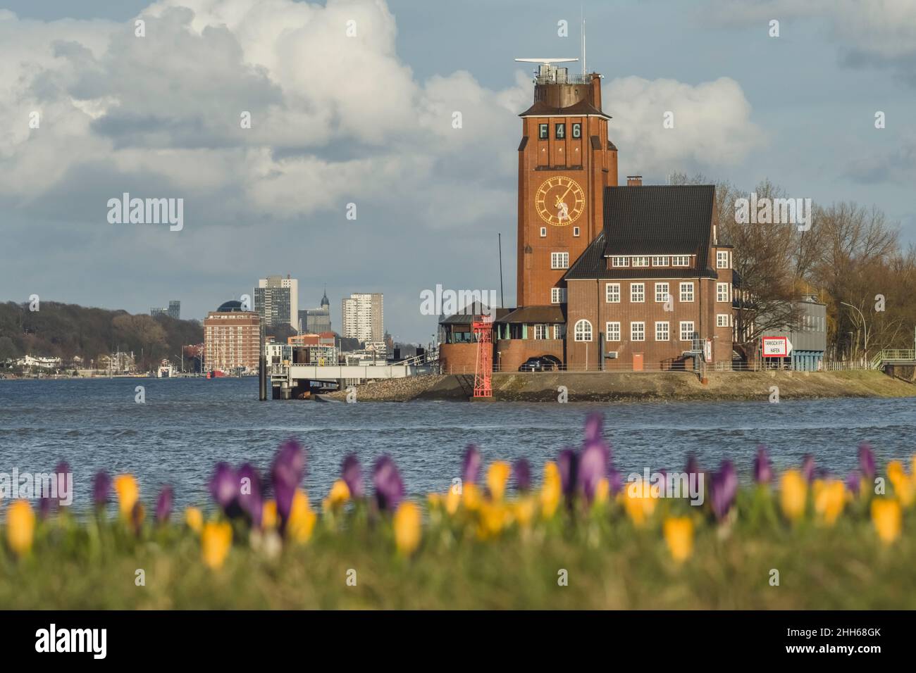 Hamburg finkenwerder hi-res stock photography and images - Alamy