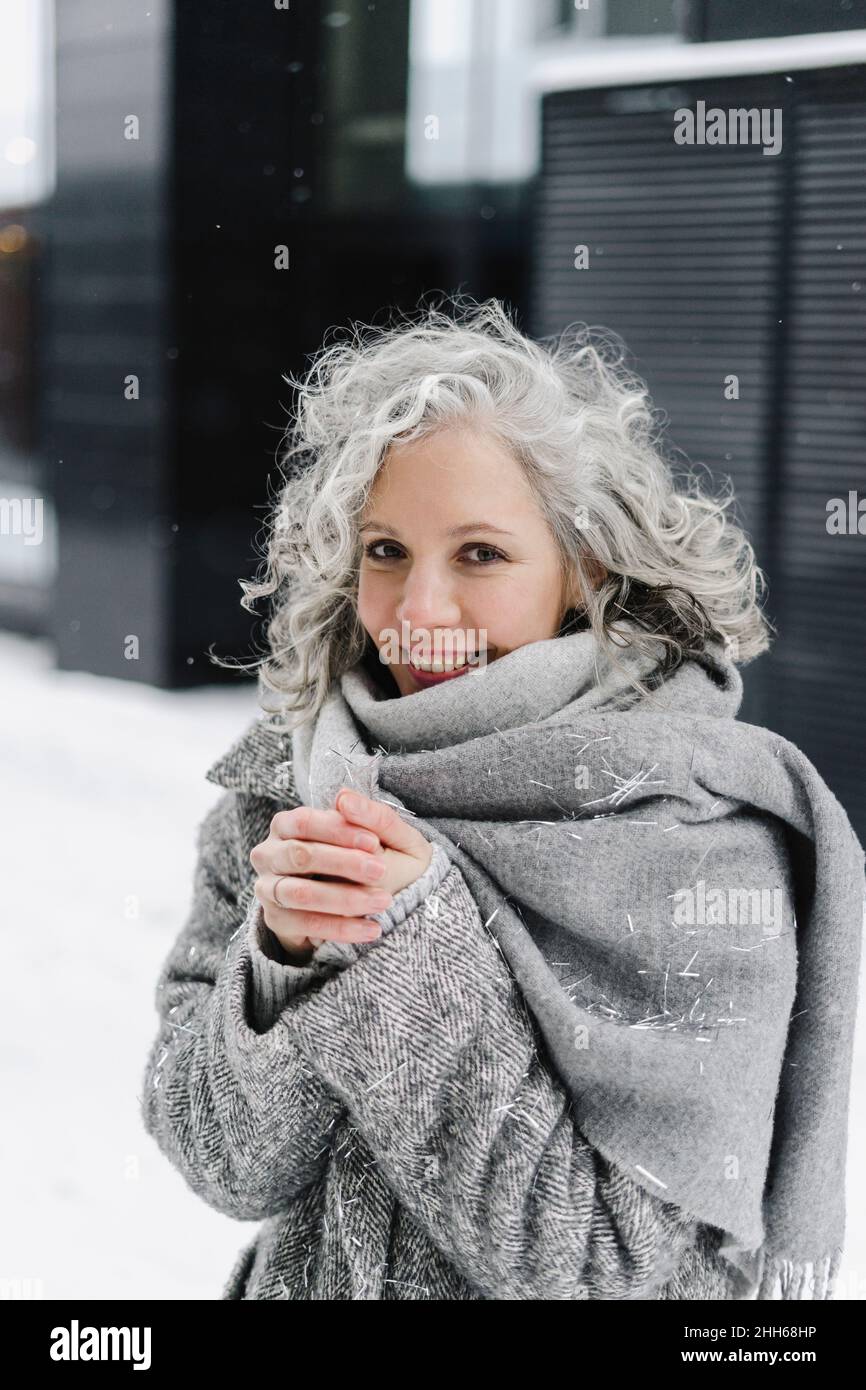Gray scarf hi-res stock photography and images - Alamy