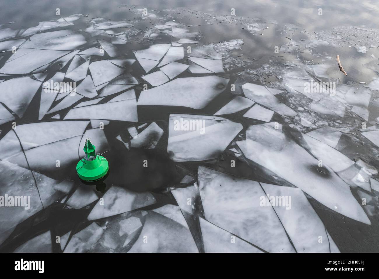 Drone view of ice floating in lake Stock Photo - Alamy