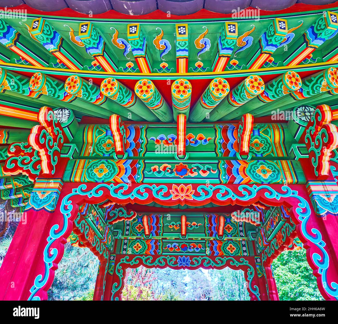 Traditional korean patterns hi-res stock photography and images - Alamy