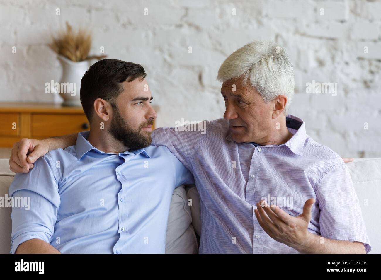 Dad son advice hi-res stock photography and images - Alamy