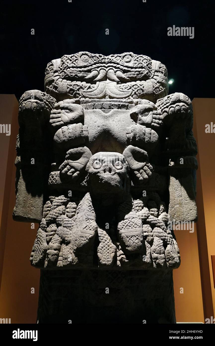Statue of Aztec goddess Coatlicue, National Museum of Anthropology ...