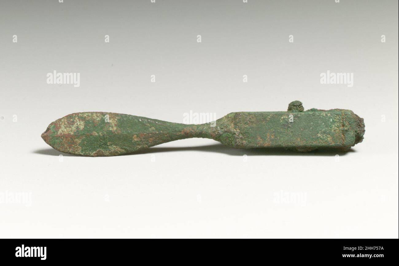 Bronze scalpel 1st–2nd century A.D. Roman The handle at the middle is ...