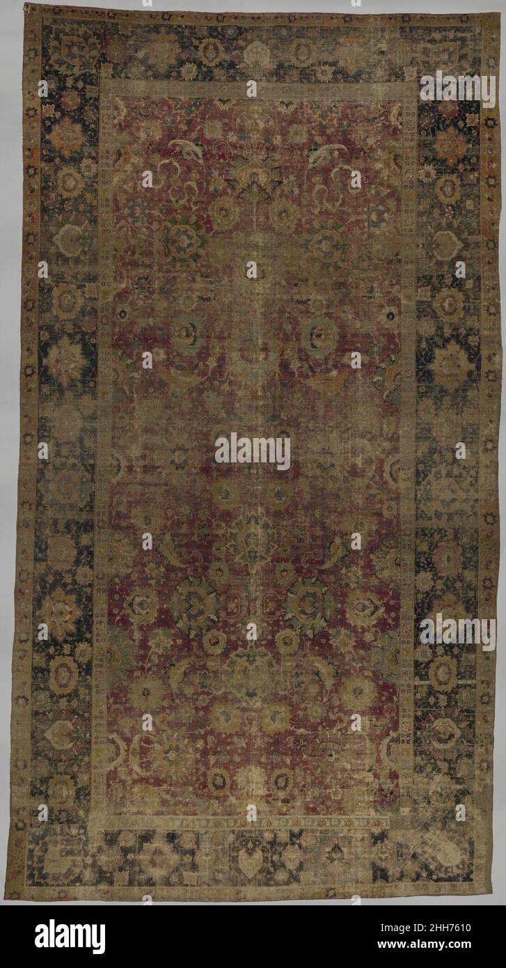 Vine scroll hi-res stock photography and images - Alamy