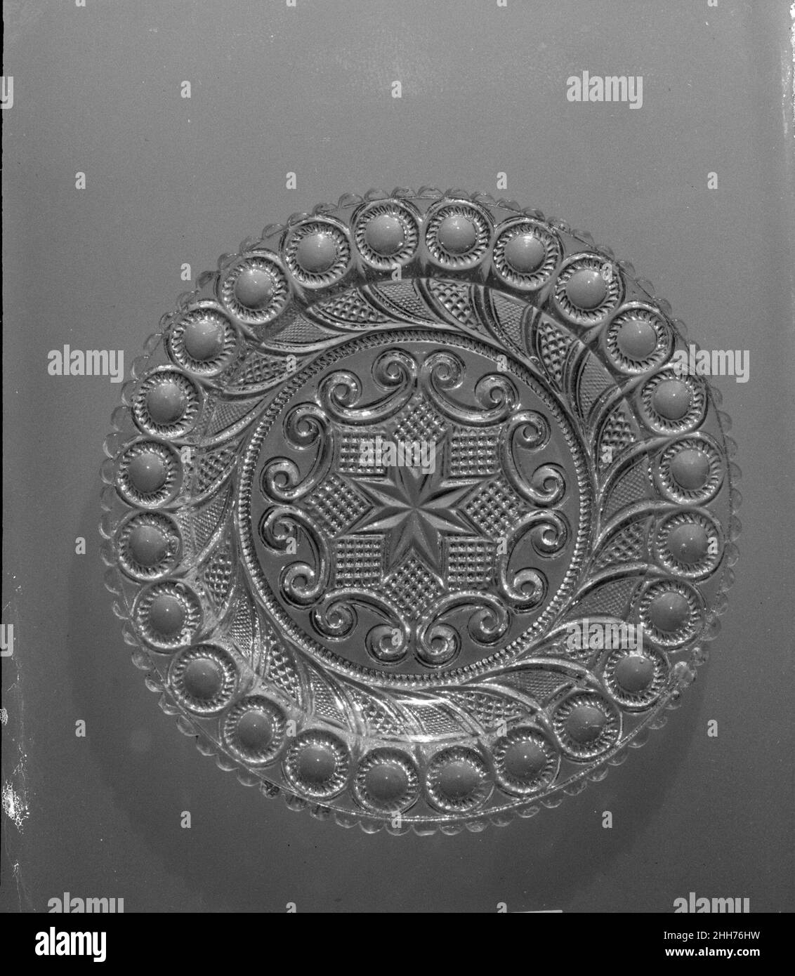 Lime on plate Black and White Stock Photos & Images - Alamy