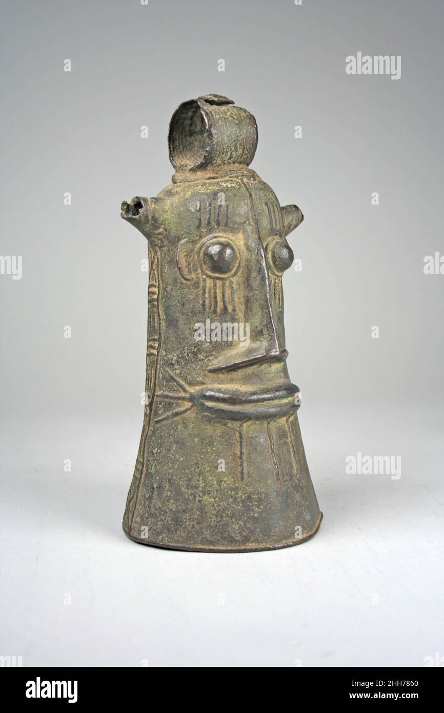 Bell: Face 15th–19th century Lower Niger Bronze Industry. Bell: Face ...