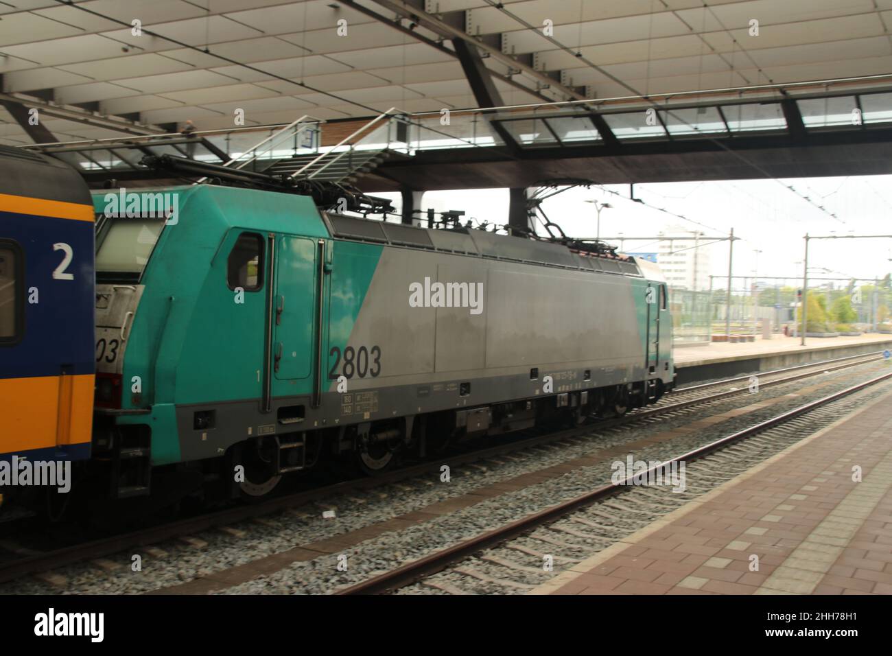 Traxx locomotive for the Intercity Direct as high-speed train between ...