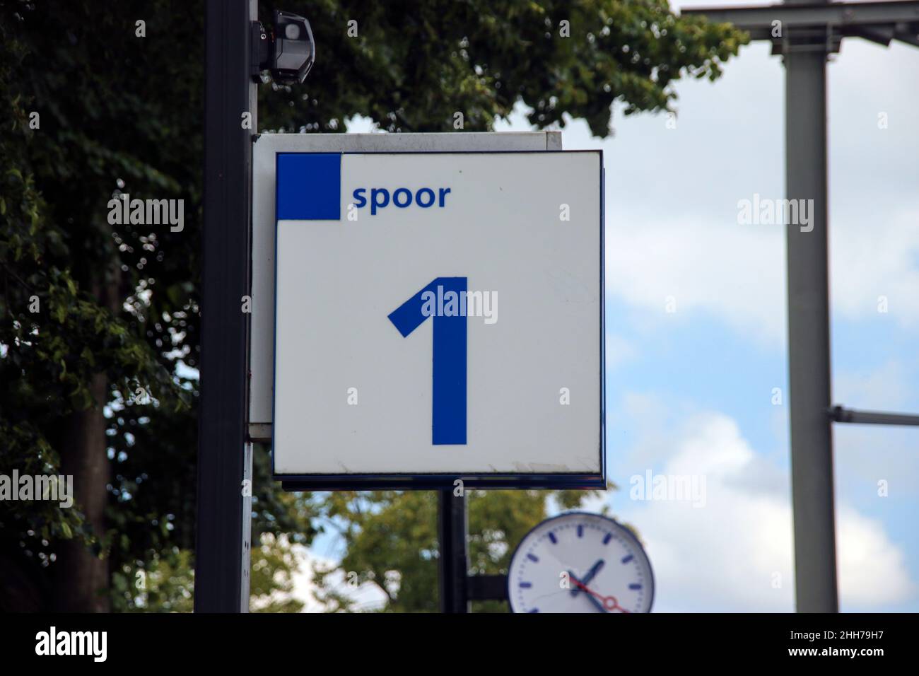 Sign with platform number (spoor) 1 on station 't Harde in the ...