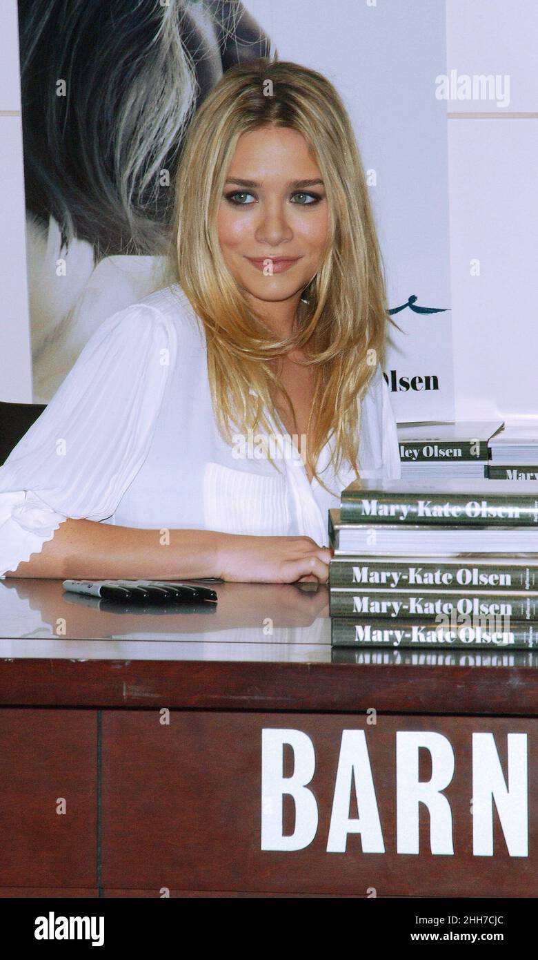 Mary Kate Olsen Medium Hair